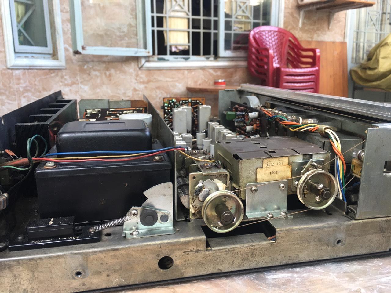 Amply Sansui 2000